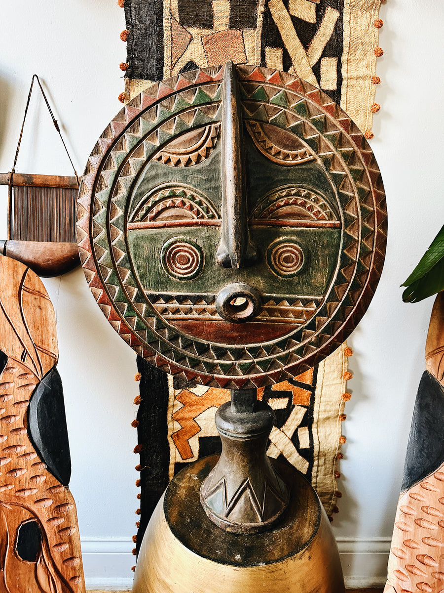 Vintage African Bwa Stand Mask #3 – Afrohemien.com